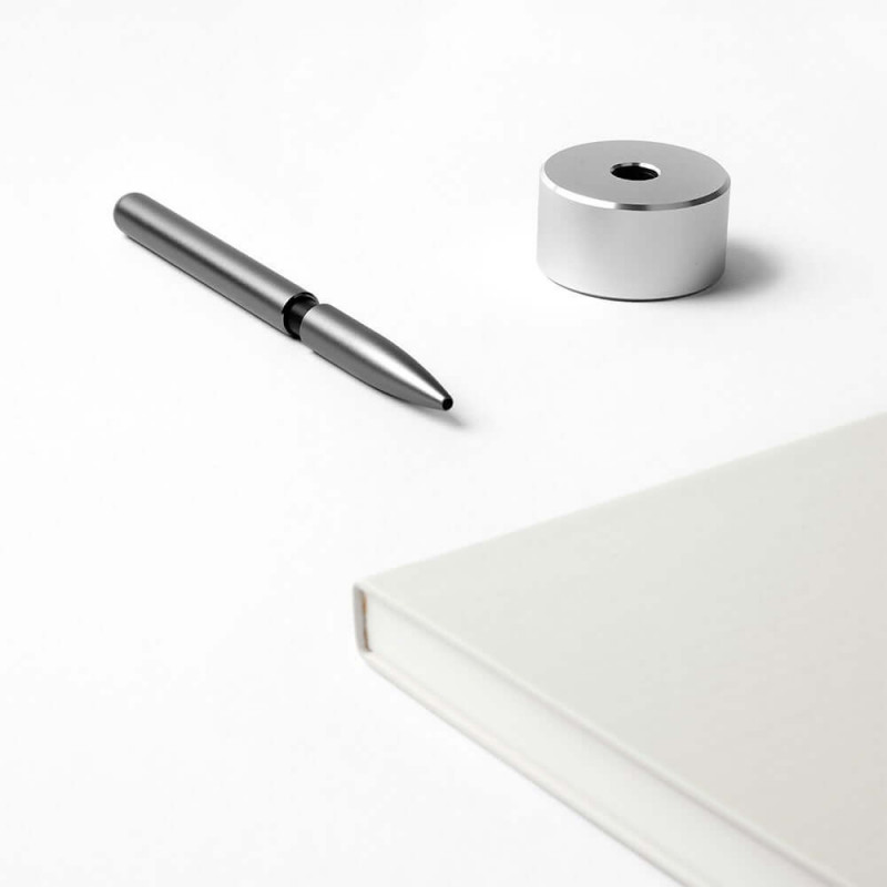 Stilform Aluminium Silver base