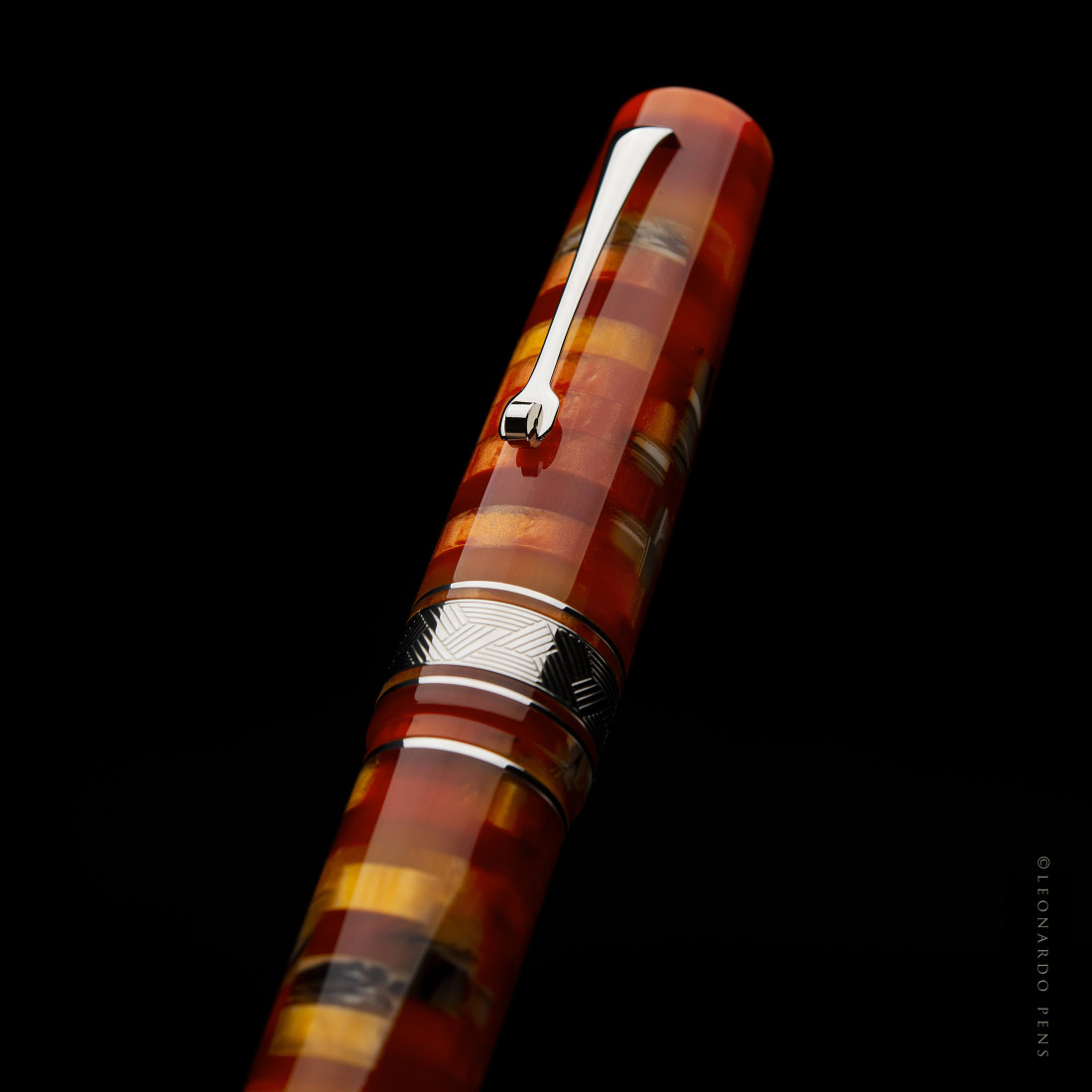 Leonardo Officina Italiana Mosaico Mango ST Fountain Pen